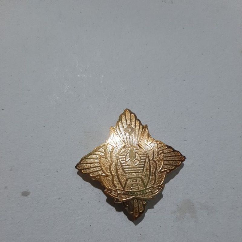Jual pin alumni STTD | Shopee Indonesia