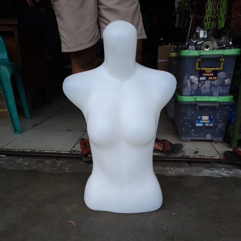 Jual Manekin Lurus/Patung Cewek / Patung Cewek / Manekin Setengah Badan ...
