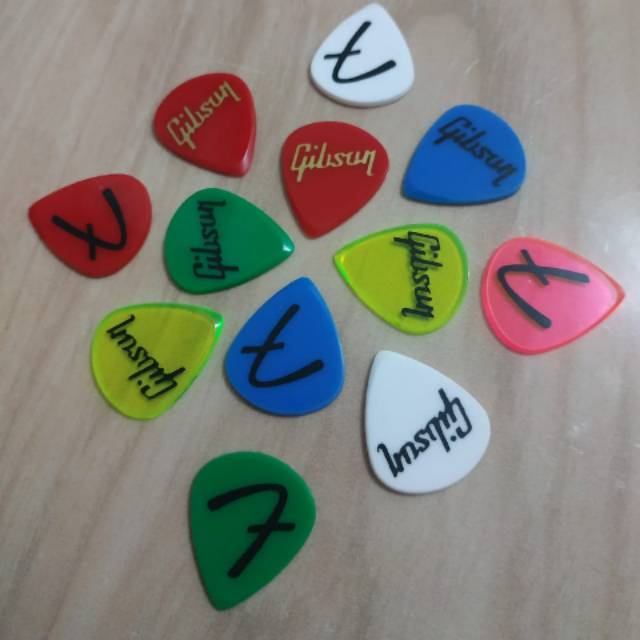 Jual Pick Gitar 2.0 mm ( 12 pcs ) | Shopee Indonesia
