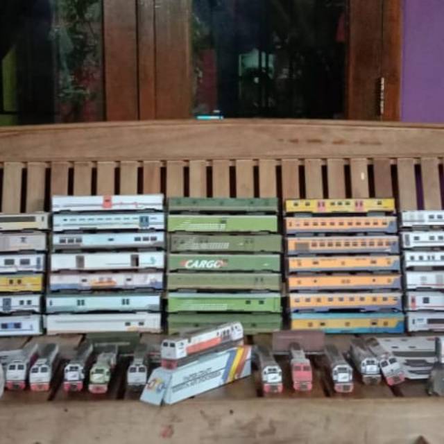 Jual Papercraft kereta api indonesia | Shopee Indonesia