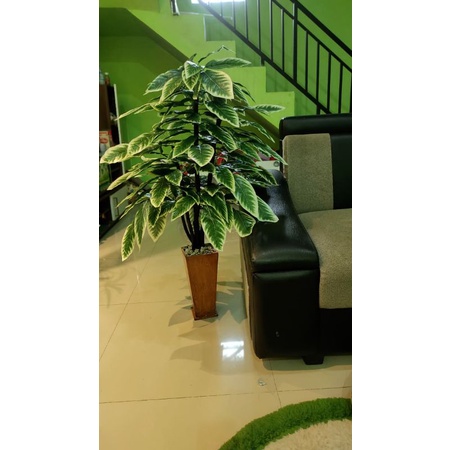 Jual bunga hias/bunga artificial/bunga pelastik/lis putih | Shopee ...