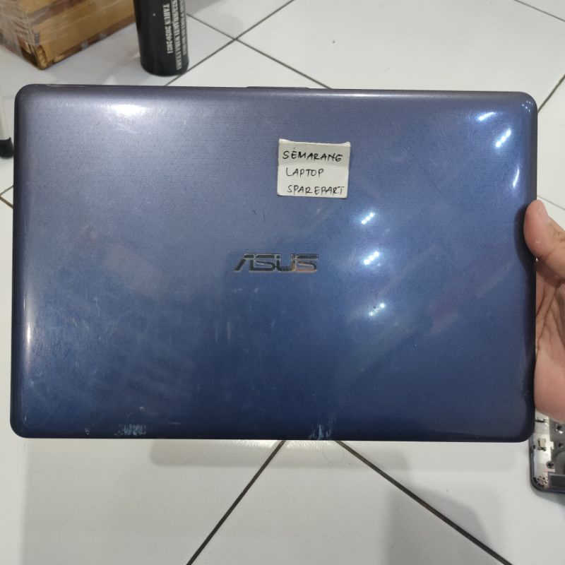 Jual Casing Asus E203NAH Kesing Case | Shopee Indonesia