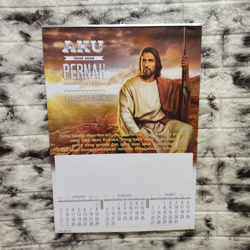 Jual Kalender Dinding Triwulan 4 Lembar Tema Rohani 2022 | Shopee Indonesia