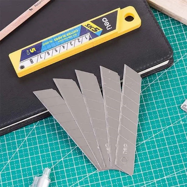 Jual Refill isi ulang cutter besar deli 40650 | Shopee Indonesia