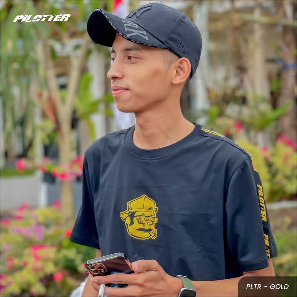 Jual KAOS PILOTTER GOLD ORIGINAL FREE STIKER KAOS PILOTER ORIGINAL KAOS ...