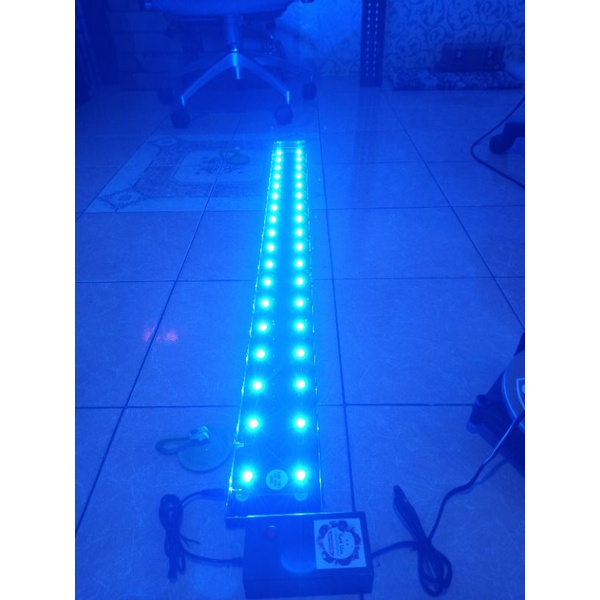 Jual lampu tanning/view warna biru LED HPL, 28--54 watt ,100--120cm ...