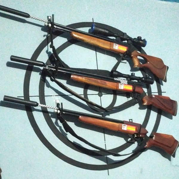 Jual rak stand display gantungan untuk ban pelek dll di dinding satu ...