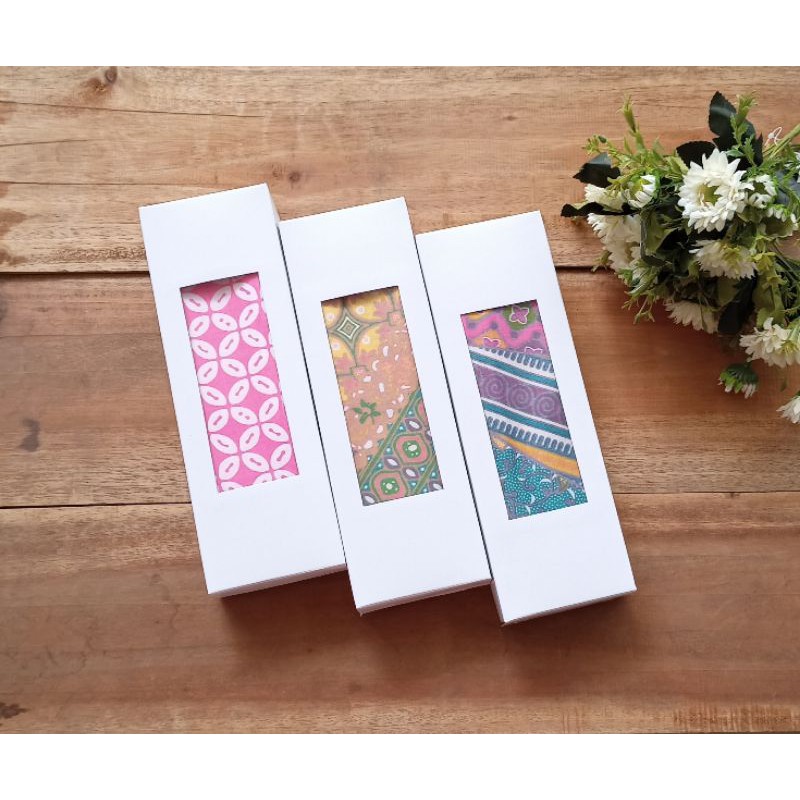 Jual BOX PEMBUNGKUS KAIN BATIK BOX SOVENIR BOX KAIN BATIK | Shopee ...