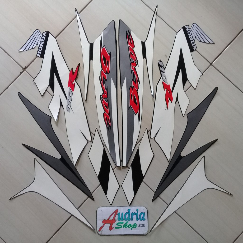 Jual Striping Sticker Motor Honda Blade R 2009 Putih-Hitam | Shopee ...