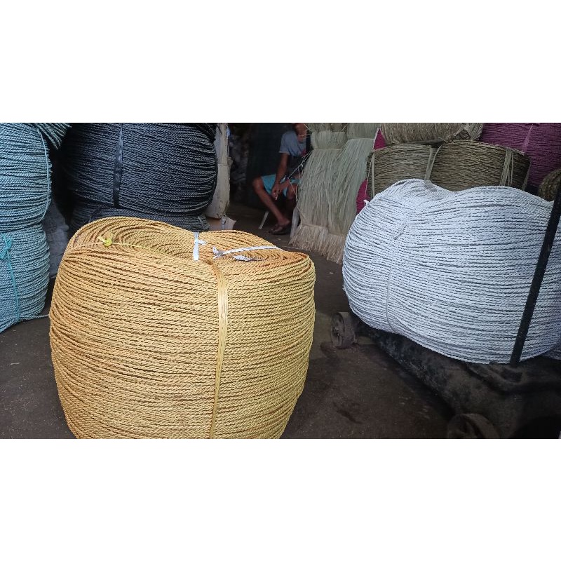 Jual 1kg tali tambang rapia 5mm warna | tali kerajinan | tali ulir ...