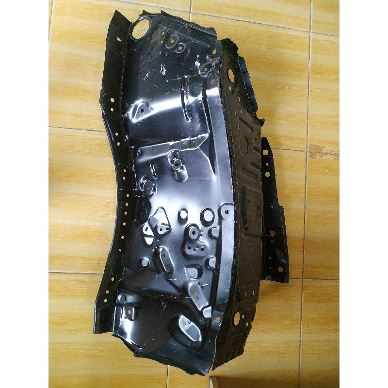 Jual APRON TOYOTA INOVA INNOVA LAMA SEBELAH KIRI | Shopee Indonesia