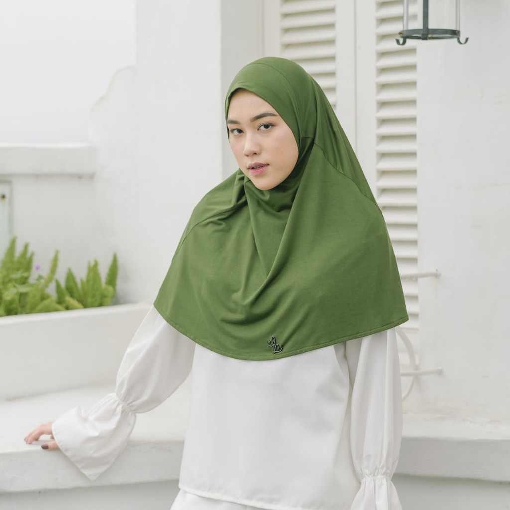 Jual Lozy Hijab - Alma Instan ( Hijab Sport Instan Rayon ) | Shopee ...