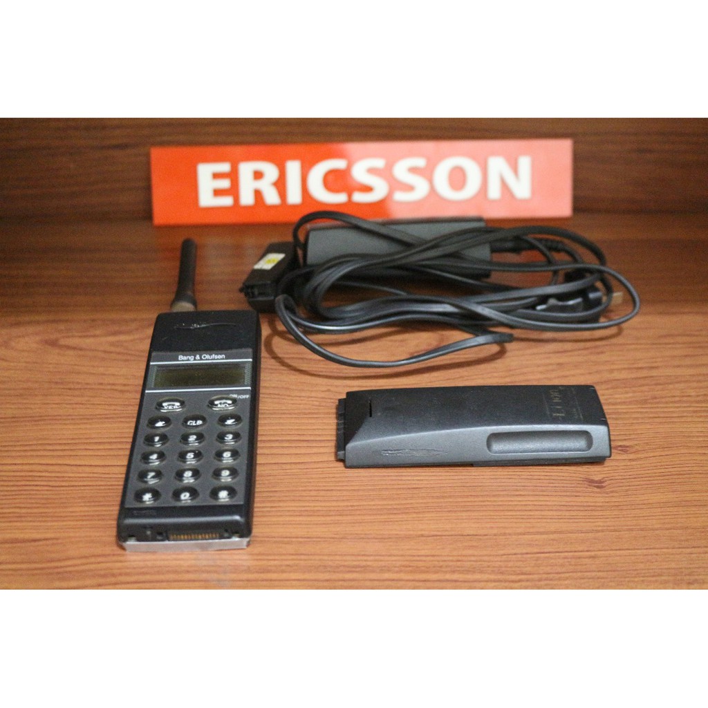 Jual HP Handphone Jadul Ericsson Beocom Bang & Olufsen Normal Bukan ...