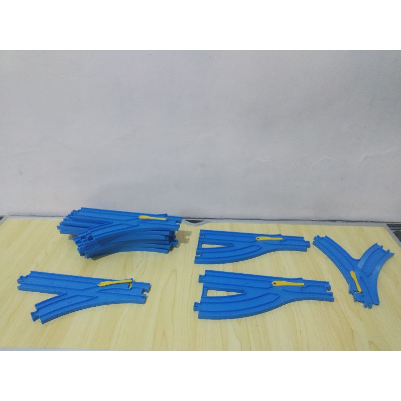Jual Tomy Plarail Track R-11, R-12, R-13 Second | Shopee Indonesia