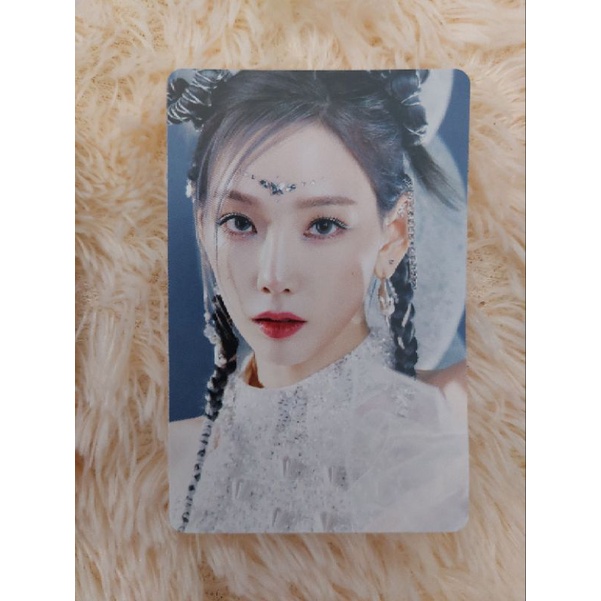 Jual TAEYEON INVU STICKERPACK PHOTOCARD PC | Shopee Indonesia