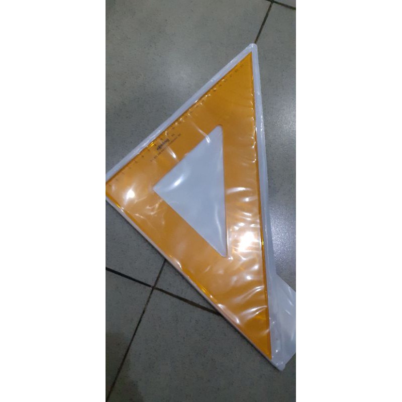 Jual pengaris SegiTiga Rotring 23cm | Shopee Indonesia