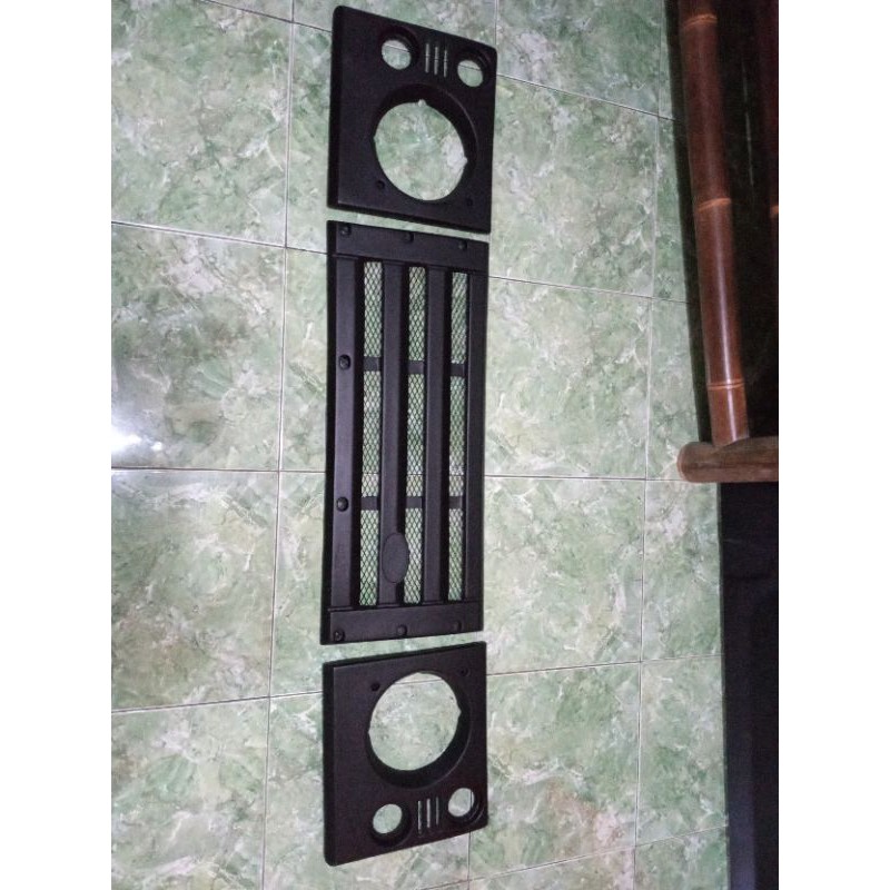 Jual GRILL LAND ROVER DEFENDER KBX | Shopee Indonesia