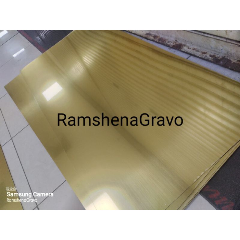 Jual gravoply/bahan name tag/hairline/gold/silver/60x120cm tebal 1.5mm ...