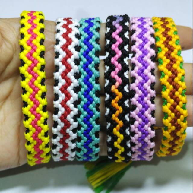 Jual Macrame bracelet / gelang macrame 07 | Shopee Indonesia