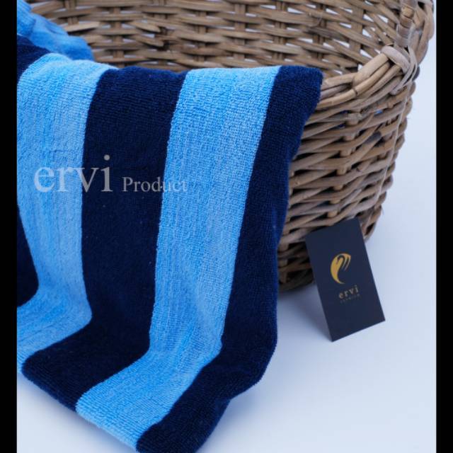 Jual HANDUK KOLAM RENANG GARIS Pool Towel stripe BIRU MUDA NAVY ...