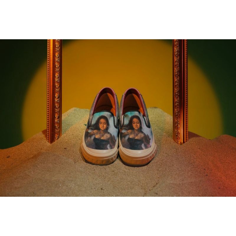 Jual SEPATU COMPASS RETROGRADE SLIP ON MAESTRO X Nyi Roro Kidul ...