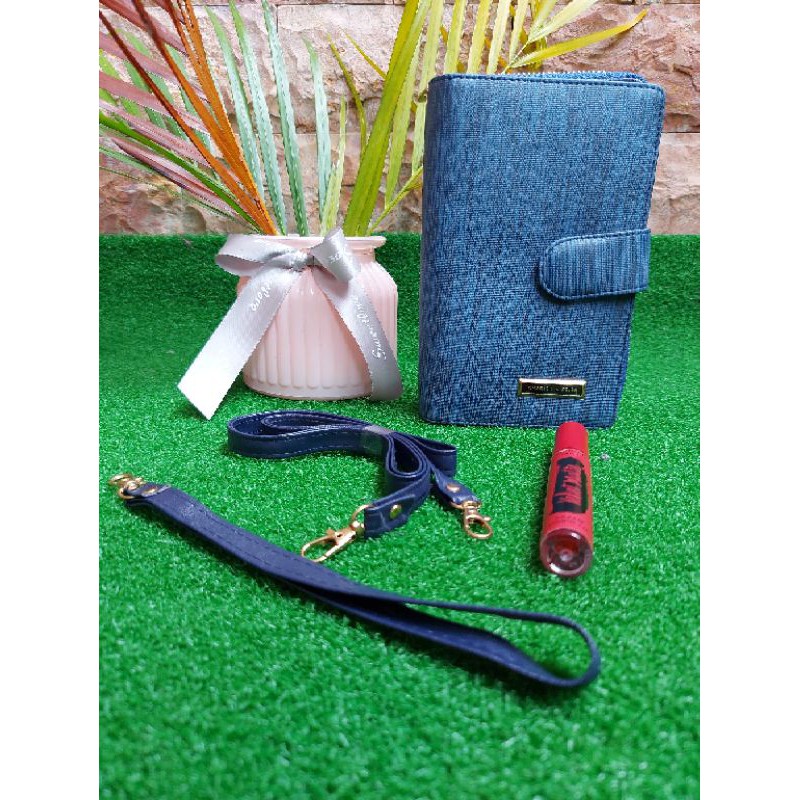 Jual DOMPET HP SERAT CHARLES & KEITH | Shopee Indonesia