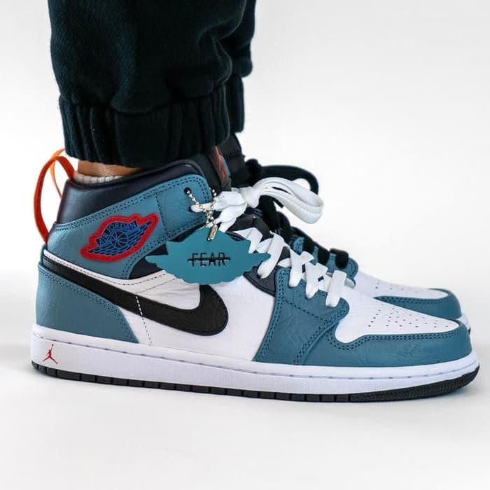 Jual SEPATU NIKE AIR JORDAN 1 MID FEARLESS X FACETASM PREMIUM ORIGINAL ...