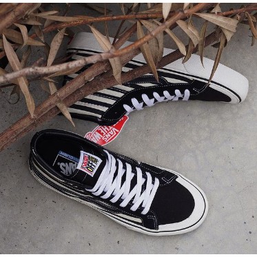 Jual -VANS- -SK8-HI Style 138 SF- Stripe Black/Marshmallow | Shopee ...