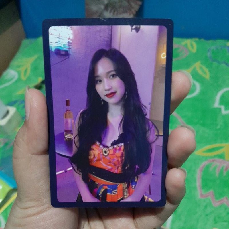 Jual PHOTOCARD OFFICIAL TWICE MINA TZUYU JIHYO SANA CHAEYOUNG JEONGYEON NAYEON | Shopee Indonesia