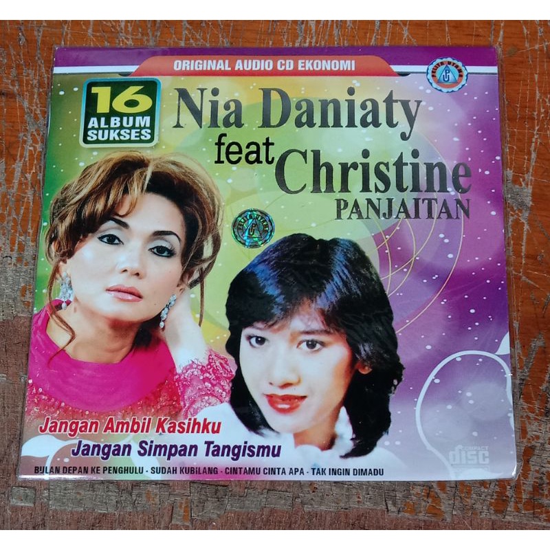 Jual Kaset CD Audio original lagu Nia Daniaty & Kristin Panjaitan | Shopee Indonesia