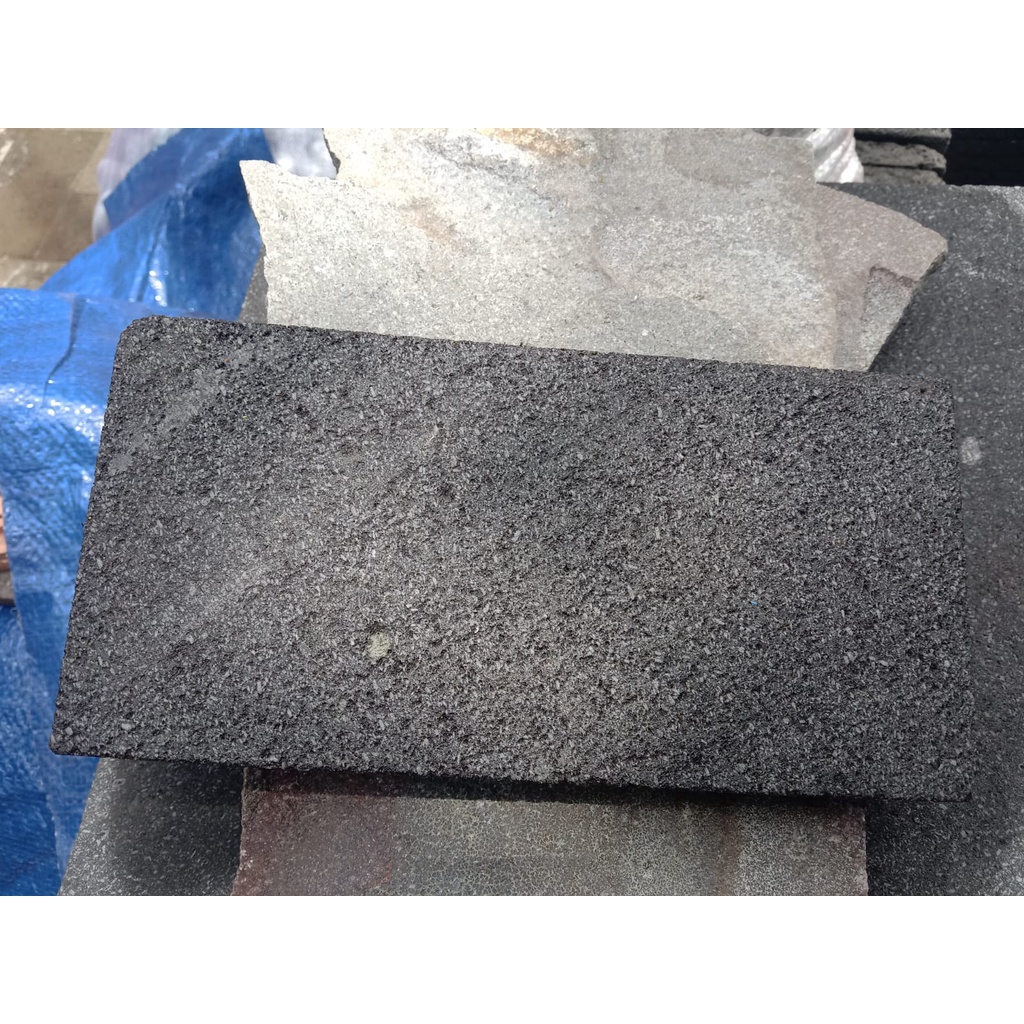Jual Batu Alam Candi RTM 10x20cm, Harga untuk Per meter Persegi ...