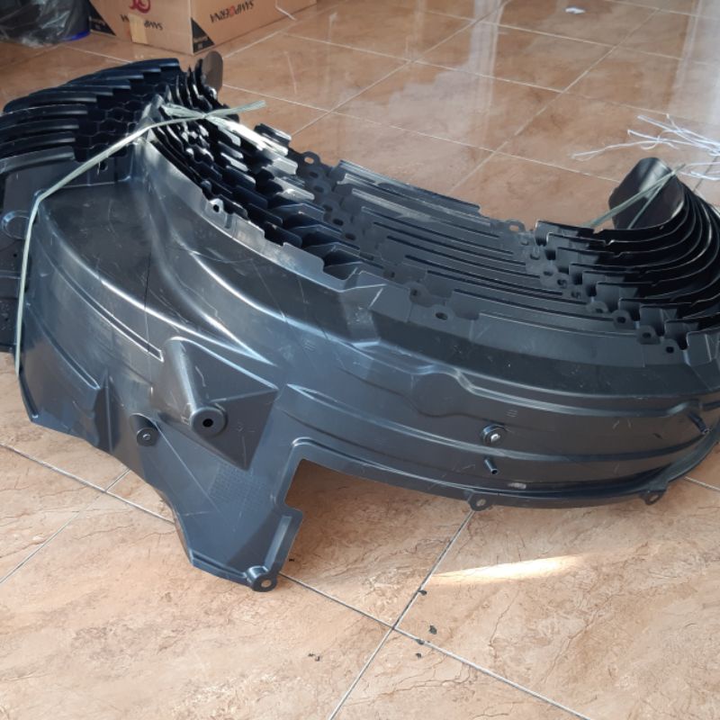 Jual Liner Fender Toyota Innova Reborn Venturer 2016 2017 2018 2019 ...