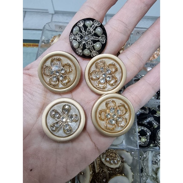 Jual kancing premium var 1 | Shopee Indonesia