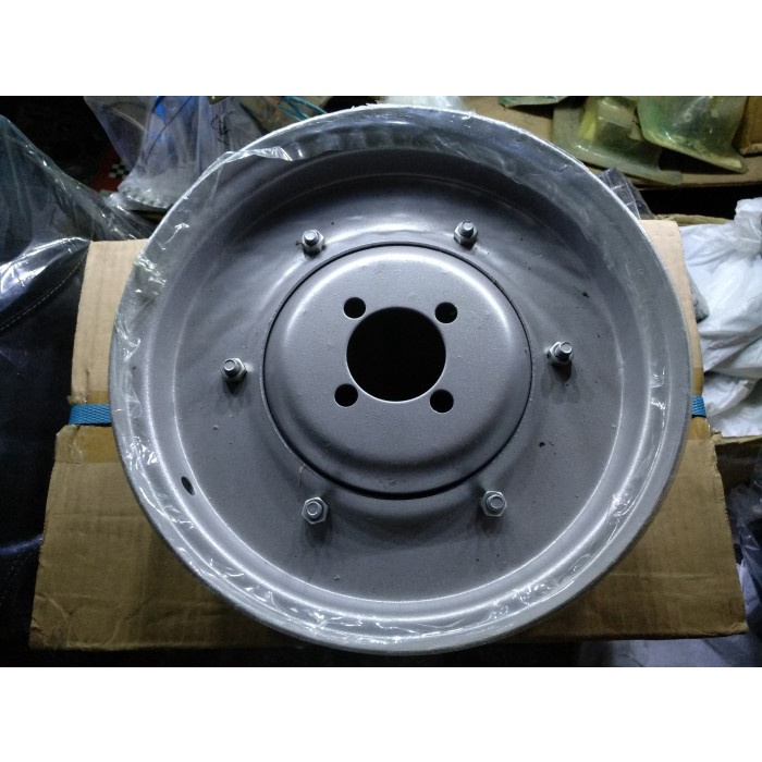Jual Velg modif modifikas Vespai tromol 8 ke ban 10 | Shopee Indonesia