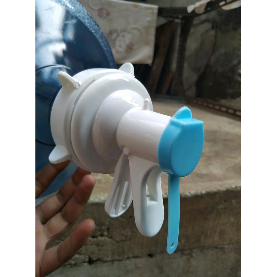 Jual HDP45 Kran Galon Keran Tutup Galon Aqua air Minum Kran Holder ...