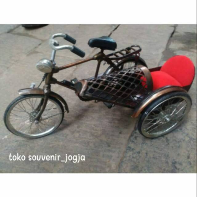 Jual Miniatur Sepeda Becak Thailand Bahan Besi | Shopee Indonesia