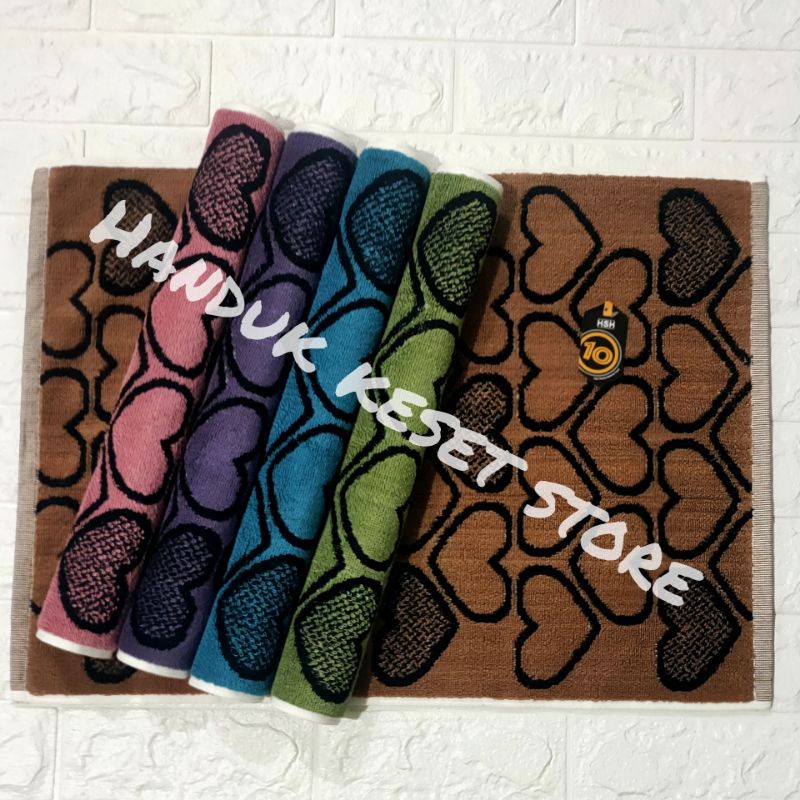 Jual Keset Handuk Motif HSH Bathmat 40x60 Motif Hati | Shopee Indonesia