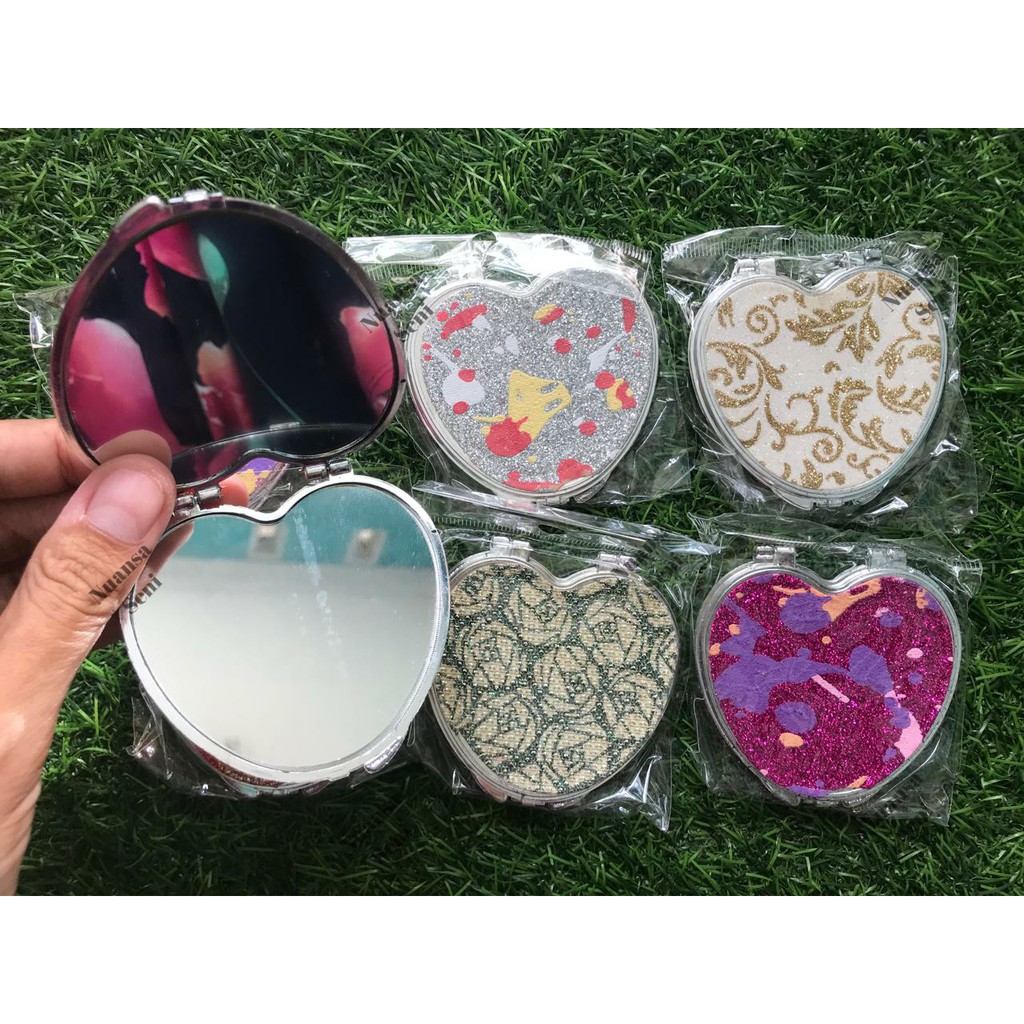 Jual Souvenir Kaca Kedip Kaca Glitter Love Kaca Cermin Kotak Lipat ...