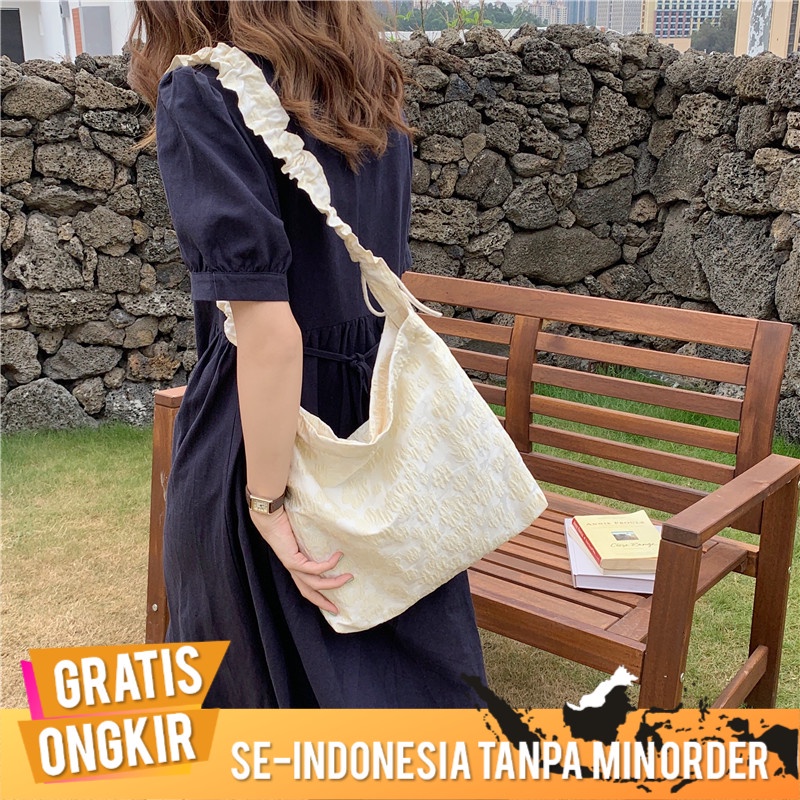 Jual Tote Bags 1513 Populer Net Merah Tarik Puff Bunga Messenger Bag ...