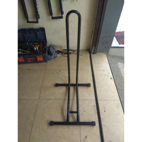 Jual STANDAR SEPEDA MODEL PARKIR / STANDAR DISPLAY STANDAR MASUK BAN ...