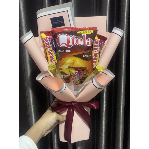 Jual buket snack wisuda murah (chek out beserta kardus di link yg ...