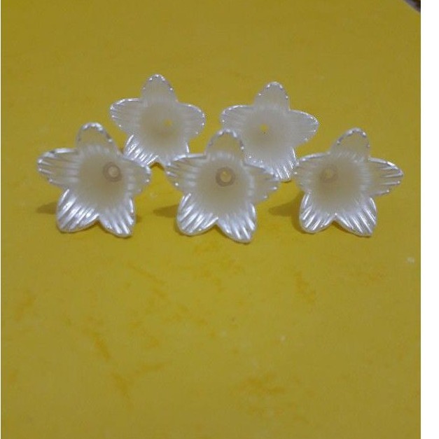 Jual Corong bunga akrilik mutiara#corong pearl#bahankerajinantangan# ...