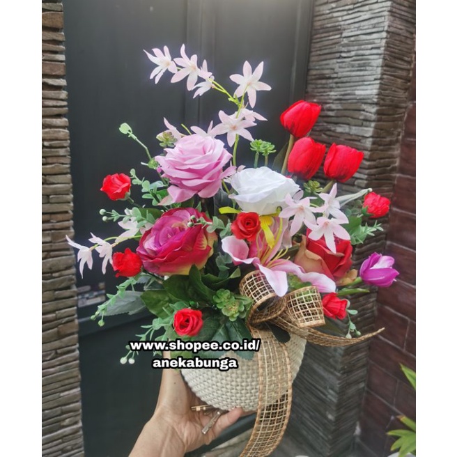 Jual Rangkaian Pot Meja Bunga Plastik Artificial Plastic Table Flower ...