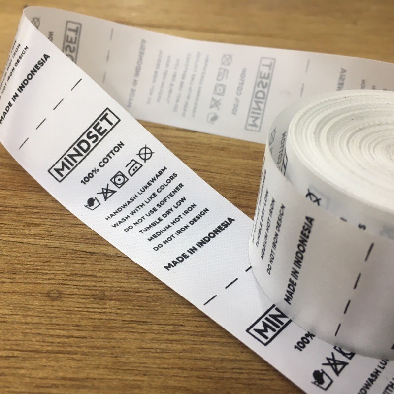 Jual Pita Label Satin 3cm (1 1/4 inch)Panjang 20 METER | Shopee Indonesia