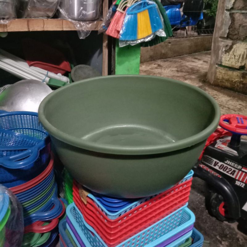Jual Baskom / ember plastik / ember air 8 liter serbaguna | Shopee ...