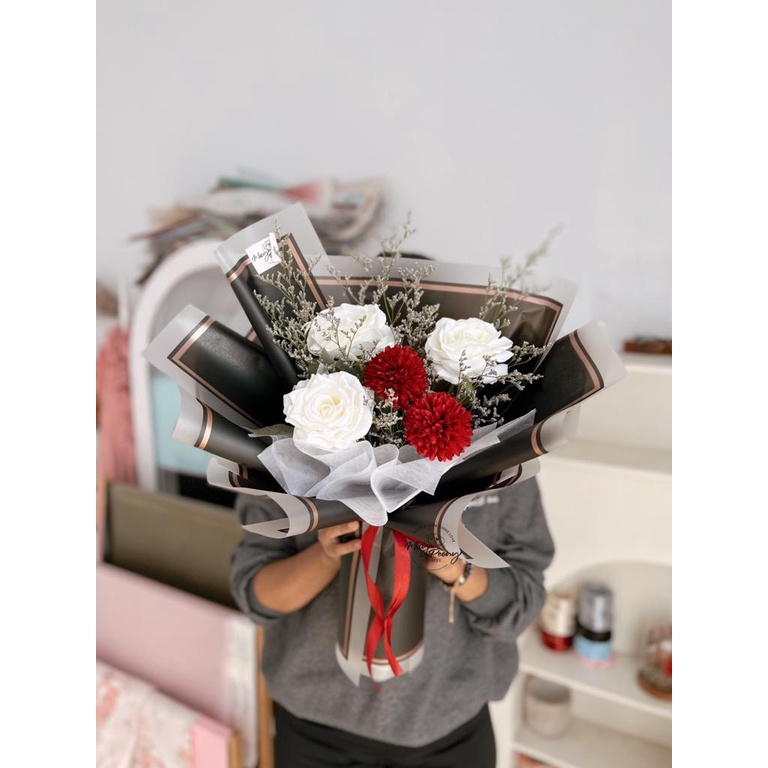Jual JULIETTE BOUQUET - BUKET BUNGA BUKET WISUDA BUKET ARTIFICIAL ...