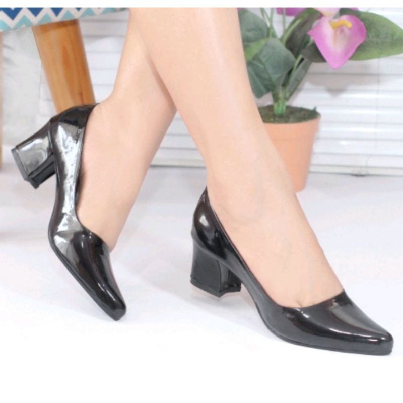 Jual High Heels fantopel Sepatu Kerja Guru Diana Glossy HS 63 | Shopee ...
