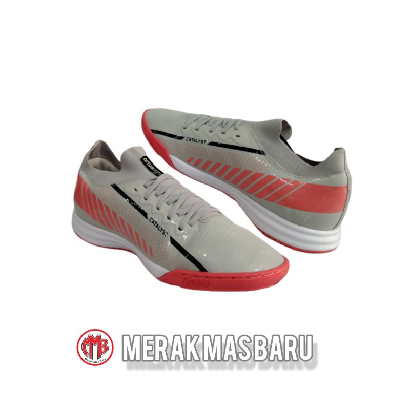 Jual Sepatu Futsal Ortus Catalyst Liberte IN | Shopee Indonesia