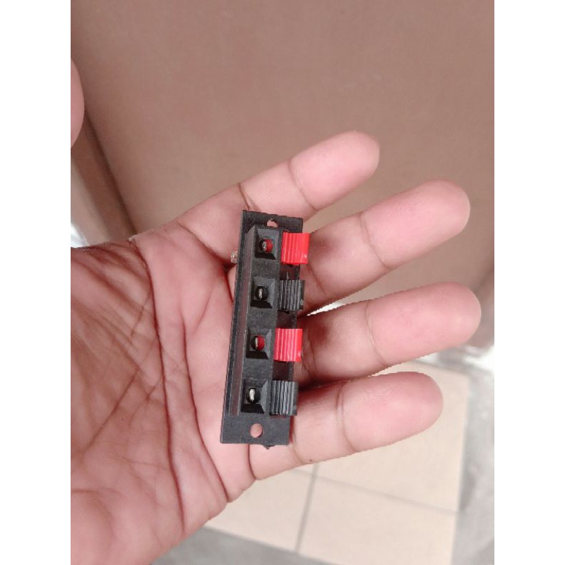 Jual terminal speaker 4 pin stereo buat amplifier | Shopee Indonesia