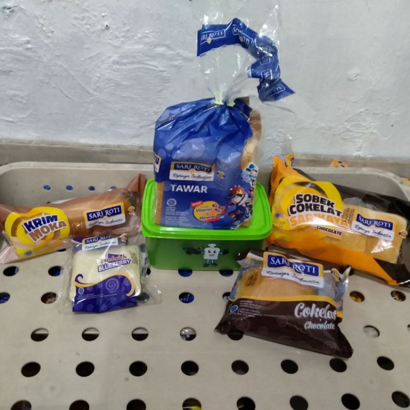 Jual paket roti sari roti free Lunch box | Shopee Indonesia